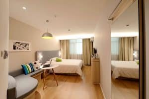The Complete Guide to Soundproofing a Hotel Room